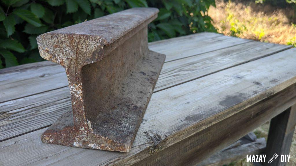 How to make a Blacksmith Anvil From a Railroad Track