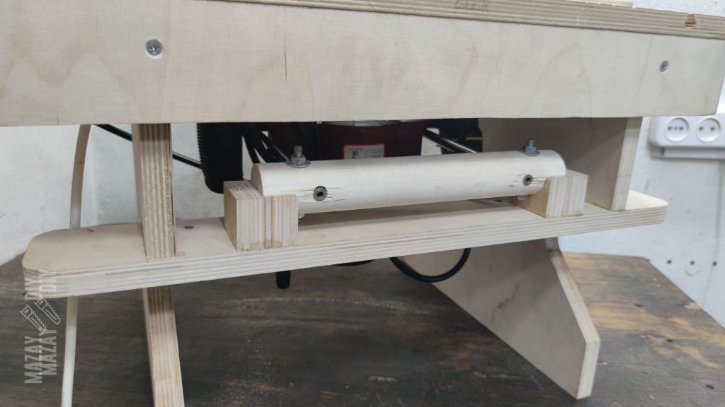 Homemade benchtop router table lift — Free Plans