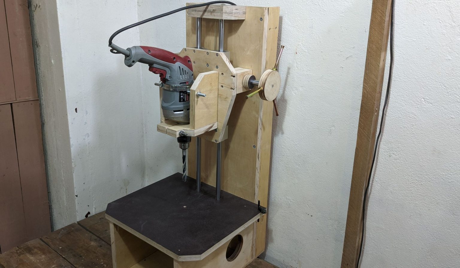 DIY Drill Press Machine — Free plans, 3D model and measurements
